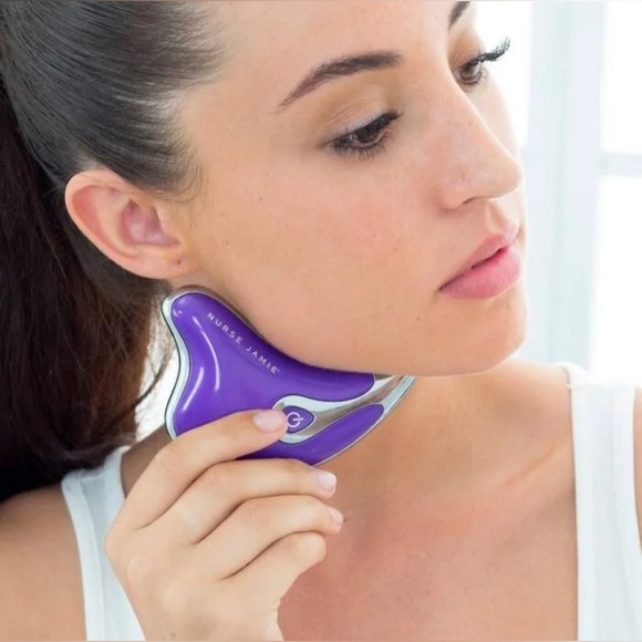 Nurse Jamie | Skincare | Nwt Nurse Jamie Triangle Facial Sculpture ...